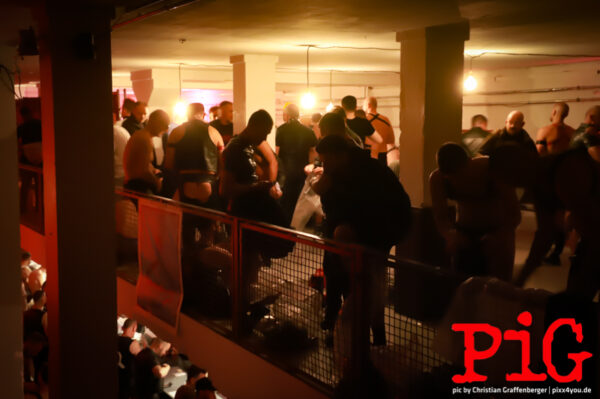 PiG Berlin – Europe's big men only fetish party